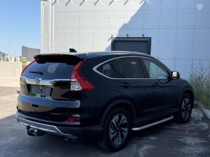 Black Honda CR-V 2016 in Utena, with an engine capacity of 1.60 L and mileage of 167 thousand km for 16200 €, photo 9 on AUTOMOTO.COM.LV