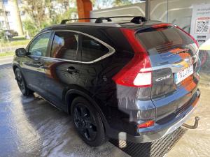 Black Honda CR-V 2016 in Vilnius, with an engine capacity of 1.60 L and mileage of 314 thousand km for 9350 €, photo 5 on AUTOMOTO.COM.LV
