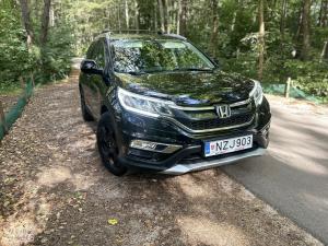 Black Honda CR-V 2016 in Vilnius, with an engine capacity of 1.60 L and mileage of 314 thousand km for 9350 €, photo 12 on AUTOMOTO.COM.LV