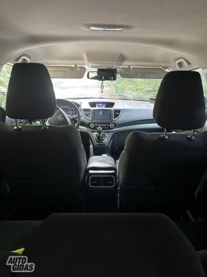 Black Honda CR-V 2016 in Vilnius, with an engine capacity of 1.60 L and mileage of 314 thousand km for 9350 €, photo 18 on AUTOMOTO.COM.LV