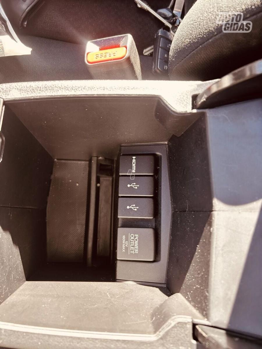 Black Honda CR-V 2016 in Vilnius, with an engine capacity of 1.60 L and mileage of 314 thousand km for 9350 €, photo 25 on AUTOMOTO.COM.LV
