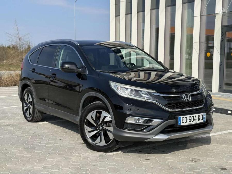 Melns Honda CR-V 2016 Viļņa, ar dzinēja tilpumu 1.60 L un nobraukumu 231 tūkst. km par 12450 €, foto 10 vietnē AUTOMOTO.COM.LV