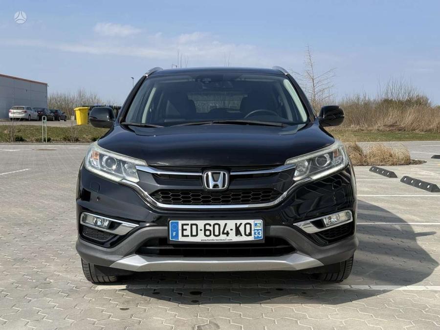 Melns Honda CR-V 2016 Viļņa, ar dzinēja tilpumu 1.60 L un nobraukumu 231 tūkst. km par 12450 €, foto 11 vietnē AUTOMOTO.COM.LV