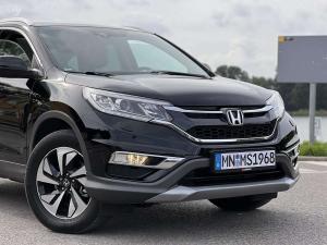 Melns Honda CR-V 2016 Utena, ar dzinēja tilpumu 1.60 L un nobraukumu 248 tūkst. km par 12300 €, foto 7 vietnē AUTOMOTO.COM.LV