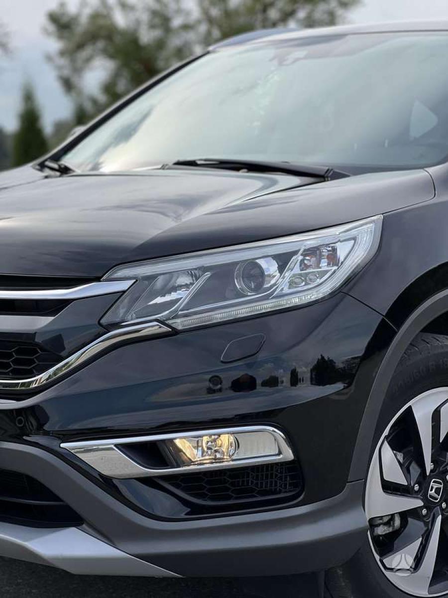Melns Honda CR-V 2016 Utena, ar dzinēja tilpumu 1.60 L un nobraukumu 248 tūkst. km par 12300 €, foto 9 vietnē AUTOMOTO.COM.LV