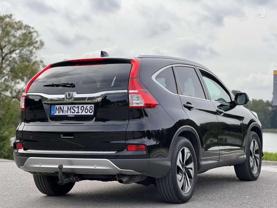 Melns Honda CR-V 2016 Utena, ar dzinēja tilpumu 1.60 L un nobraukumu 248 tūkst. km par 12300 €, foto 12 vietnē AUTOMOTO.COM.LV