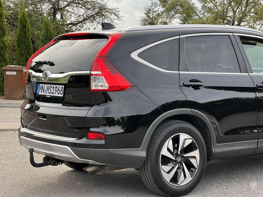 Melns Honda CR-V 2016 Utena, ar dzinēja tilpumu 1.60 L un nobraukumu 248 tūkst. km par 12300 €, foto 17 vietnē AUTOMOTO.COM.LV