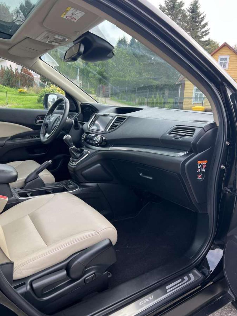Melns Honda CR-V 2016 Utena, ar dzinēja tilpumu 1.60 L un nobraukumu 248 tūkst. km par 12300 €, foto 38 vietnē AUTOMOTO.COM.LV