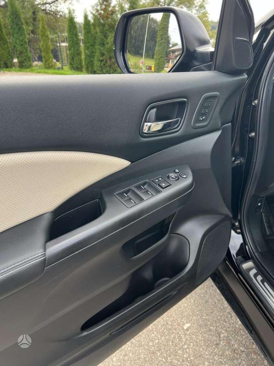 Melns Honda CR-V 2016 Utena, ar dzinēja tilpumu 1.60 L un nobraukumu 248 tūkst. km par 12300 €, foto 41 vietnē AUTOMOTO.COM.LV