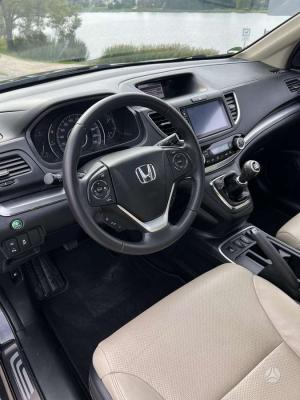 Melns Honda CR-V 2016 Utena, ar dzinēja tilpumu 1.60 L un nobraukumu 248 tūkst. km par 12300 €, foto 44 vietnē AUTOMOTO.COM.LV