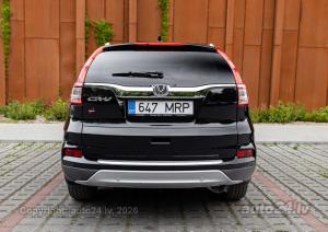 Black Honda CR-V 2017 in Tallinn, with an engine capacity of 2.00 L and mileage of 139 thousand km for 17500 €, photo 7 on AUTOMOTO.COM.LV