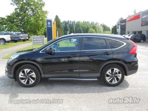 Melns Honda CR-V 2017 Viljandi, ar dzinēja tilpumu 1.60 L un nobraukumu 182 tūkst. km par 15890 €, foto 21 vietnē AUTOMOTO.COM.LV