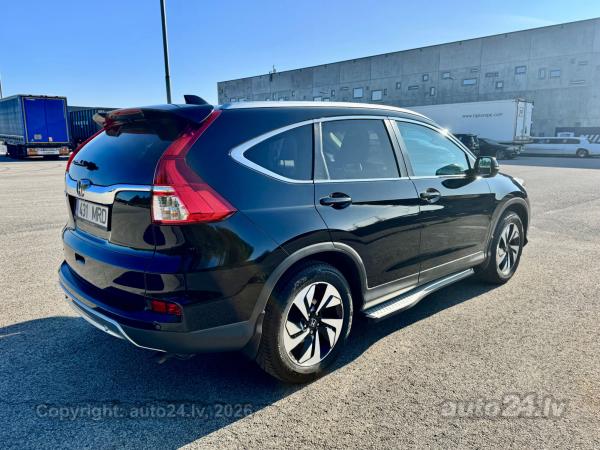 Melns Honda CR-V 2017 Tallina, ar dzinēja tilpumu 2.00 L un nobraukumu 106 tūkst. km par 17990 €, foto 3 vietnē AUTOMOTO.COM.LV