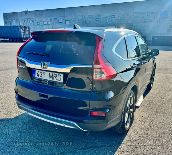 Melns Honda CR-V 2017 Tallina, ar dzinēja tilpumu 2.00 L un nobraukumu 106 tūkst. km par 17990 €, foto 4 vietnē AUTOMOTO.COM.LV