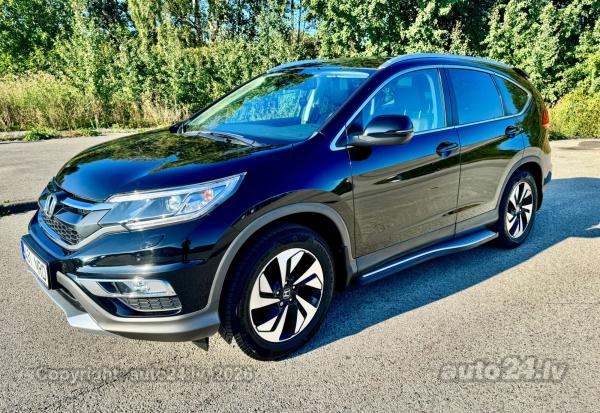 Melns Honda CR-V 2017 Tallina, ar dzinēja tilpumu 2.00 L un nobraukumu 106 tūkst. km par 17990 €, foto 6 vietnē AUTOMOTO.COM.LV