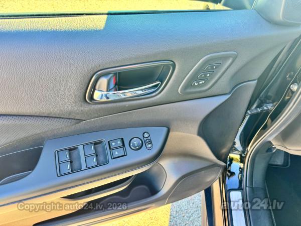 Melns Honda CR-V 2017 Tallina, ar dzinēja tilpumu 2.00 L un nobraukumu 106 tūkst. km par 17990 €, foto 9 vietnē AUTOMOTO.COM.LV