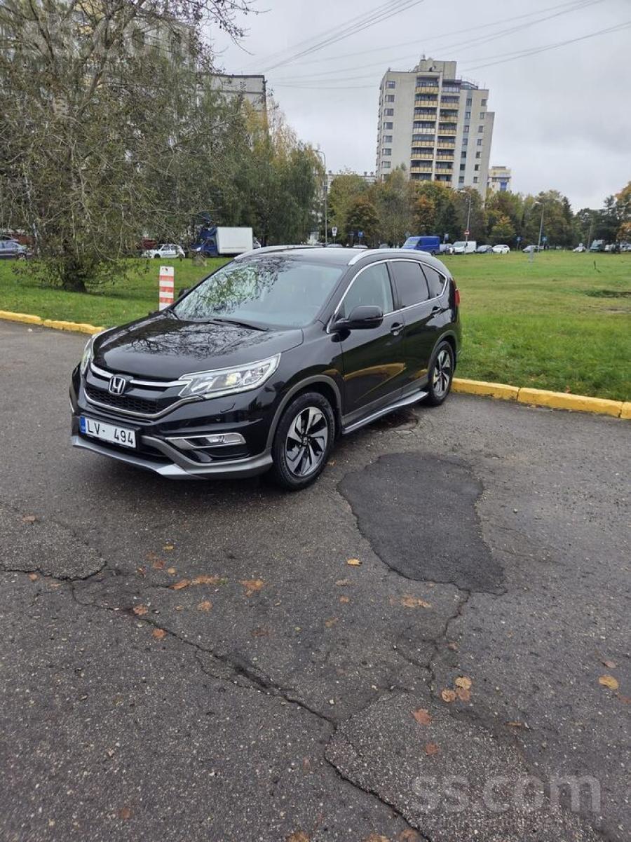 Melns Honda CR-V 2017 Rīga, ar dzinēja tilpumu 2.00 L un nobraukumu 133 tūkst. km par 17500 €, foto 1 vietnē AUTOMOTO.COM.LV