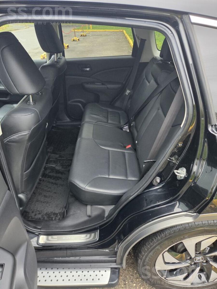 Melns Honda CR-V 2017 Rīga, ar dzinēja tilpumu 2.00 L un nobraukumu 133 tūkst. km par 17500 €, foto 13 vietnē AUTOMOTO.COM.LV