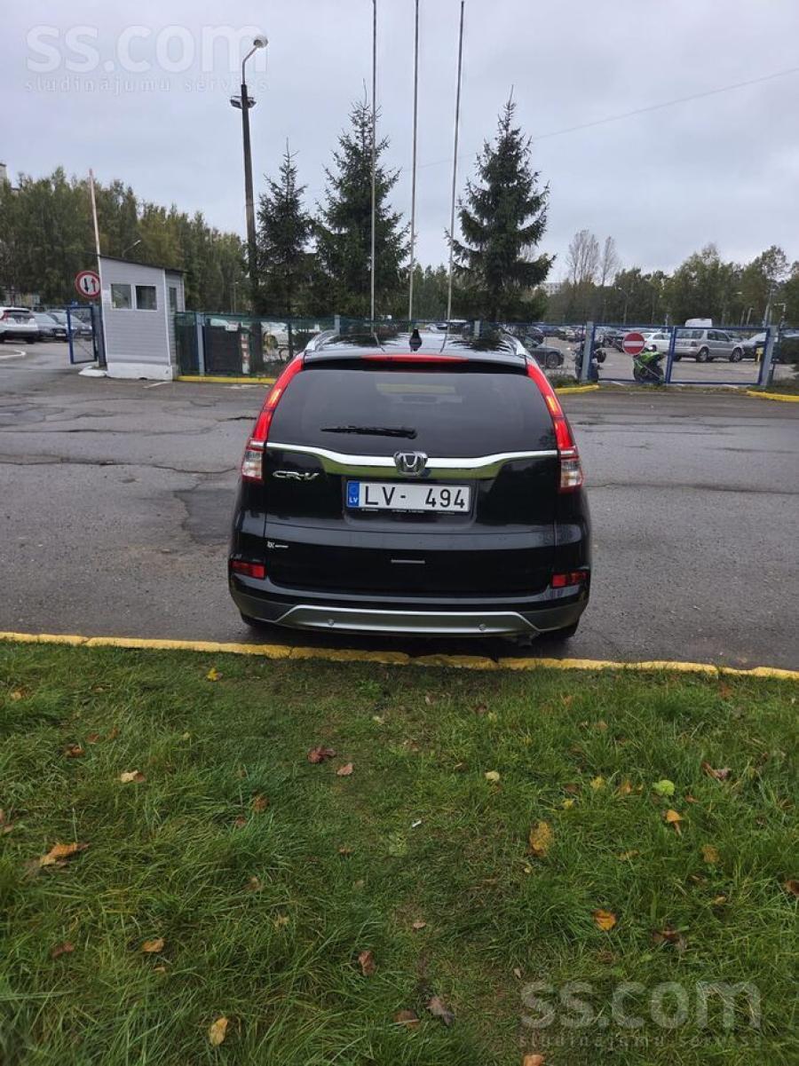 Melns Honda CR-V 2017 Rīga, ar dzinēja tilpumu 2.00 L un nobraukumu 133 tūkst. km par 17500 €, foto 14 vietnē AUTOMOTO.COM.LV