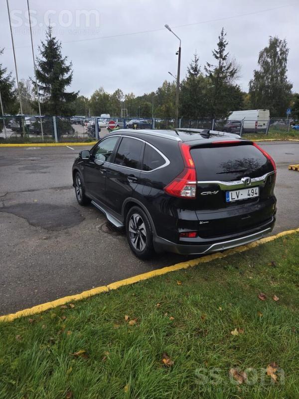 Melns Honda CR-V 2017 Rīga, ar dzinēja tilpumu 2.00 L un nobraukumu 133 tūkst. km par 17500 €, foto 6 vietnē AUTOMOTO.COM.LV