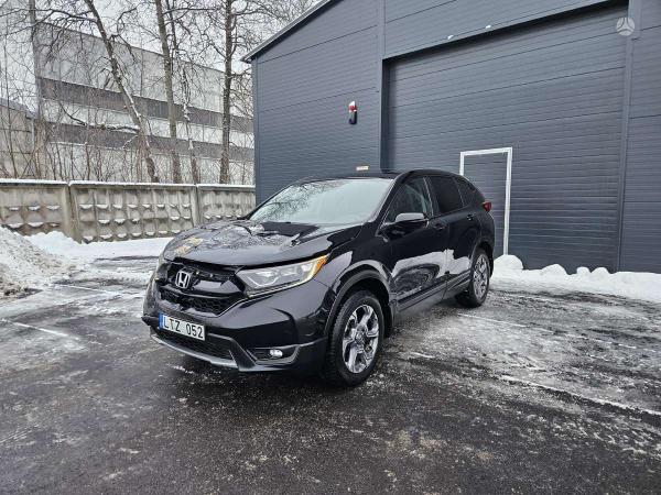 Melns Honda CR-V 2018 Kauņa, ar dzinēja tilpumu 1.50 L un nobraukumu 136 tūkst. km par 9700 €, foto 1 vietnē AUTOMOTO.COM.LV