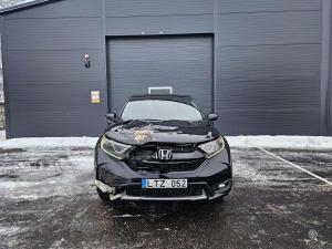 Melns Honda CR-V 2018 Kauņa, ar dzinēja tilpumu 1.50 L un nobraukumu 136 tūkst. km par 9700 €, foto 2 vietnē AUTOMOTO.COM.LV