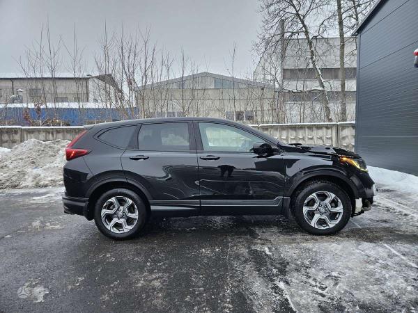 Melns Honda CR-V 2018 Kauņa, ar dzinēja tilpumu 1.50 L un nobraukumu 136 tūkst. km par 9700 €, foto 5 vietnē AUTOMOTO.COM.LV