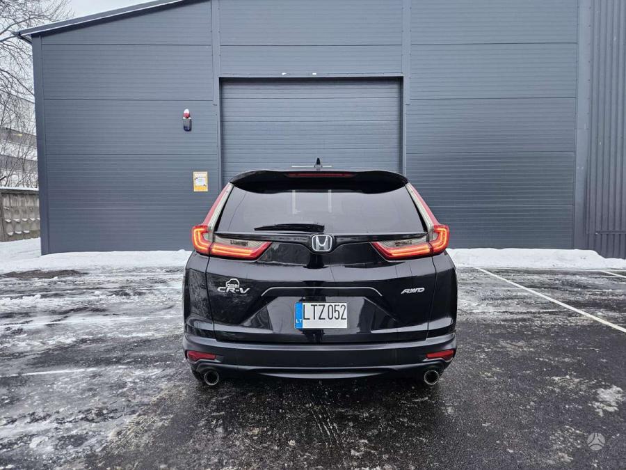 Melns Honda CR-V 2018 Kauņa, ar dzinēja tilpumu 1.50 L un nobraukumu 136 tūkst. km par 9700 €, foto 7 vietnē AUTOMOTO.COM.LV