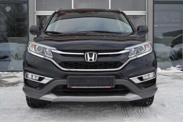 Melns Honda CR-V 2018 Viļņa, ar dzinēja tilpumu 1.60 L un nobraukumu 176 tūkst. km par 15500 €, foto 3 vietnē AUTOMOTO.COM.LV