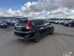 Melns Honda CR-V 2018 Viļņa, ar dzinēja tilpumu 2.00 L un nobraukumu 328 tūkst. km par 12900 €, foto 4 vietnē AUTOMOTO.COM.LV