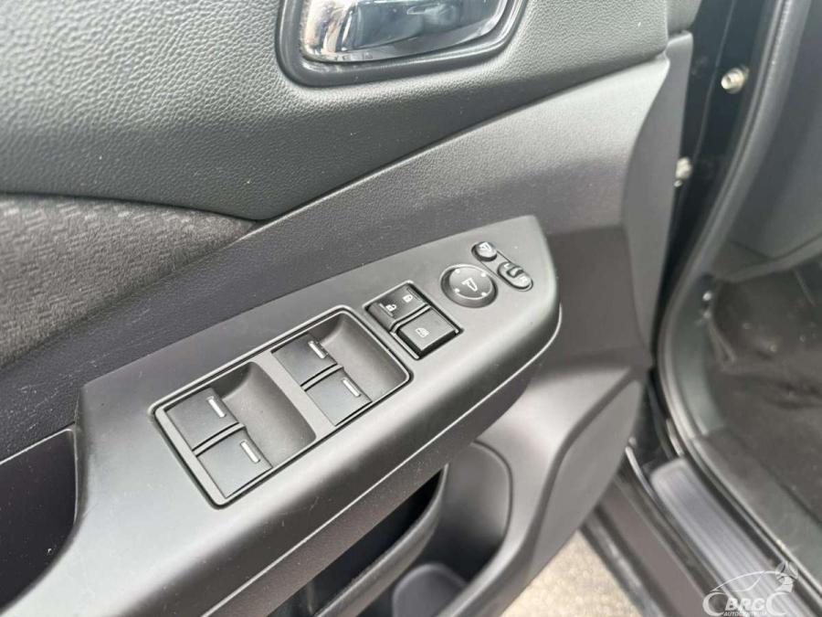 Melns Honda CR-V 2018 Viļņa, ar dzinēja tilpumu 2.00 L un nobraukumu 328 tūkst. km par 12900 €, foto 10 vietnē AUTOMOTO.COM.LV