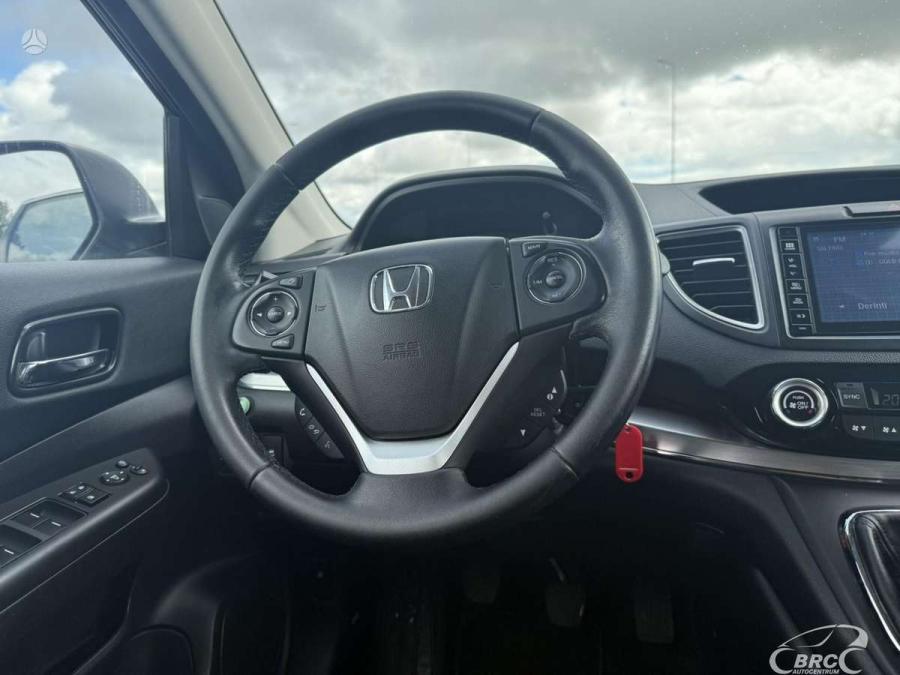 Melns Honda CR-V 2018 Viļņa, ar dzinēja tilpumu 2.00 L un nobraukumu 328 tūkst. km par 12900 €, foto 20 vietnē AUTOMOTO.COM.LV