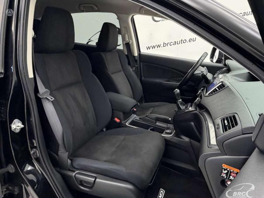 Melns Honda CR-V 2018 Viļņa, ar dzinēja tilpumu 2.00 L un nobraukumu 328 tūkst. km par 10900 €, foto 9 vietnē AUTOMOTO.COM.LV
