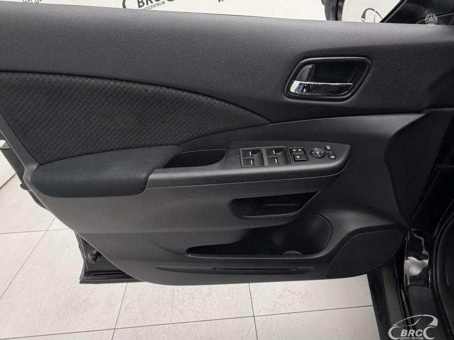 Melns Honda CR-V 2018 Viļņa, ar dzinēja tilpumu 2.00 L un nobraukumu 328 tūkst. km par 10900 €, foto 19 vietnē AUTOMOTO.COM.LV