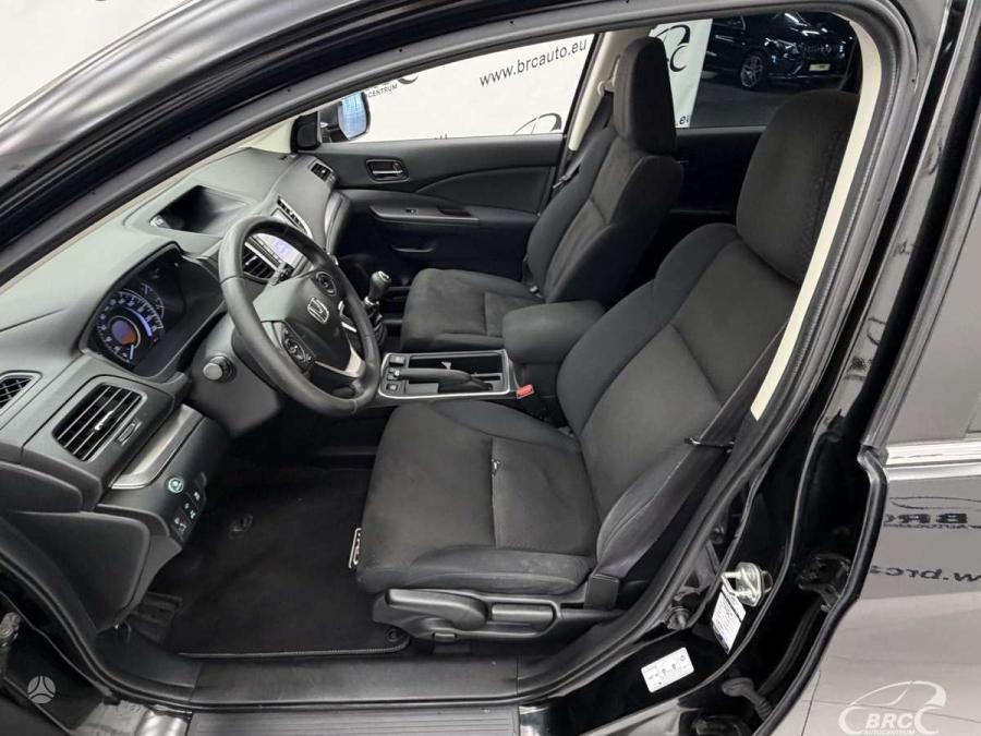 Melns Honda CR-V 2018 Viļņa, ar dzinēja tilpumu 2.00 L un nobraukumu 328 tūkst. km par 10900 €, foto 21 vietnē AUTOMOTO.COM.LV