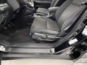 Melns Honda CR-V 2018 Viļņa, ar dzinēja tilpumu 2.00 L un nobraukumu 328 tūkst. km par 10900 €, foto 22 vietnē AUTOMOTO.COM.LV