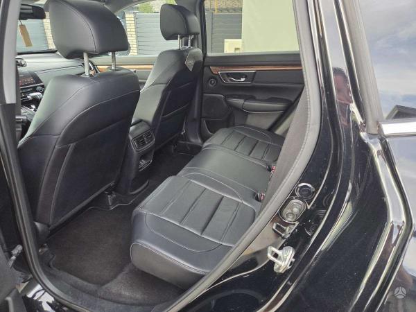 Melns Honda CR-V 2018 Šauļi, ar dzinēja tilpumu 1.50 L un nobraukumu 153 tūkst. km par 15999 €, foto 10 vietnē AUTOMOTO.COM.LV
