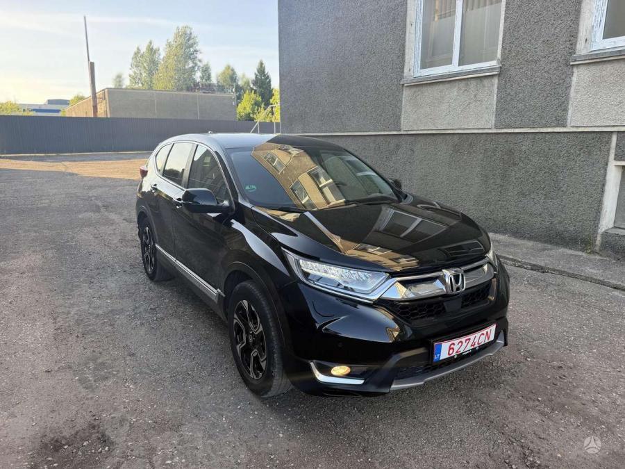 Melns Honda CR-V 2019 Plungė, ar dzinēja tilpumu 1.50 L un nobraukumu 164 tūkst. km par 21200 €, foto 3 vietnē AUTOMOTO.COM.LV