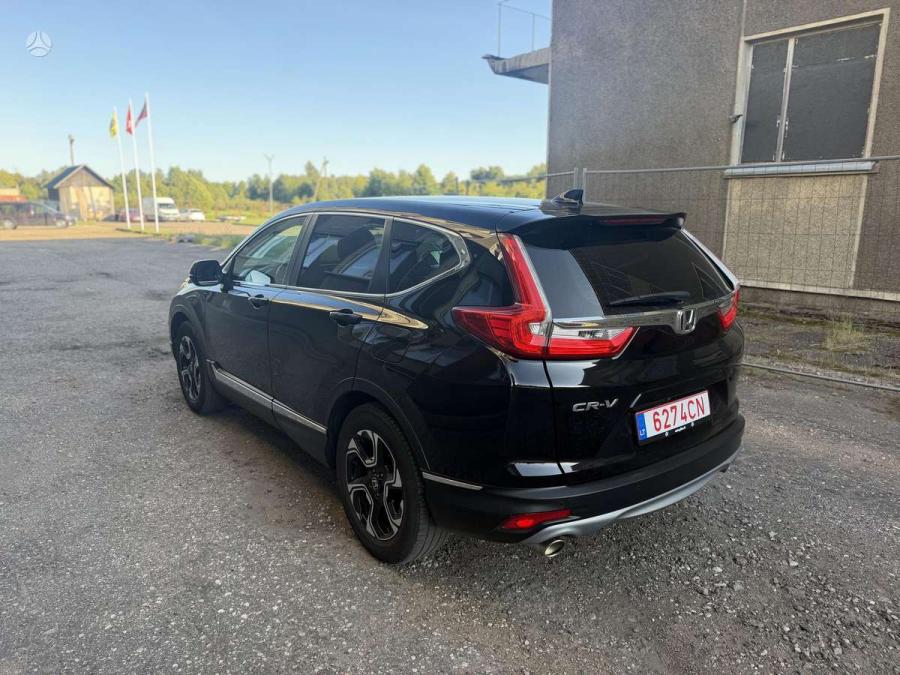 Melns Honda CR-V 2019 Plungė, ar dzinēja tilpumu 1.50 L un nobraukumu 164 tūkst. km par 21200 €, foto 4 vietnē AUTOMOTO.COM.LV