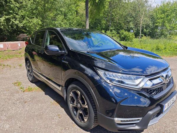 Black Honda CR-V 2019 in Vilnius, with an engine capacity of 1.99 L and mileage of 96 thousand km for 21999 €, photo 9 on AUTOMOTO.COM.LV