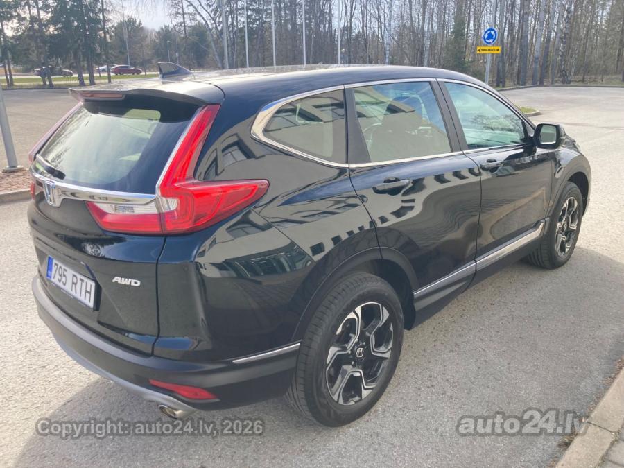 Melns Honda CR-V 2020 Tallina, ar dzinēja tilpumu 1.50 L un nobraukumu 85 tūkst. km par 20900 €, foto 5 vietnē AUTOMOTO.COM.LV