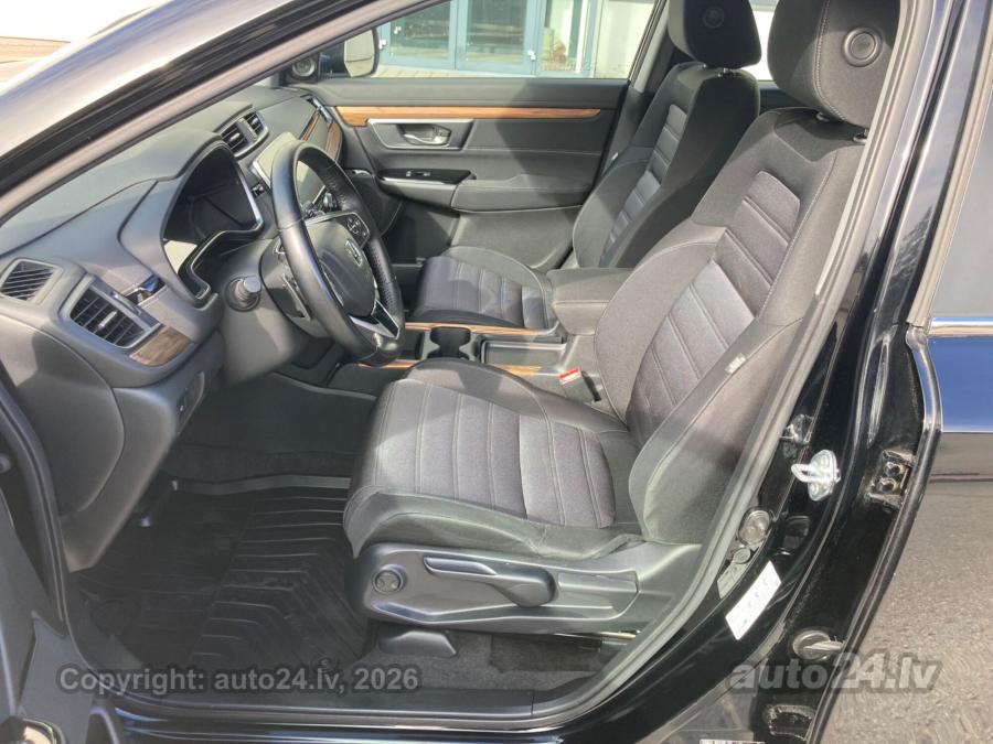 Melns Honda CR-V 2020 Tallina, ar dzinēja tilpumu 1.50 L un nobraukumu 85 tūkst. km par 20900 €, foto 8 vietnē AUTOMOTO.COM.LV