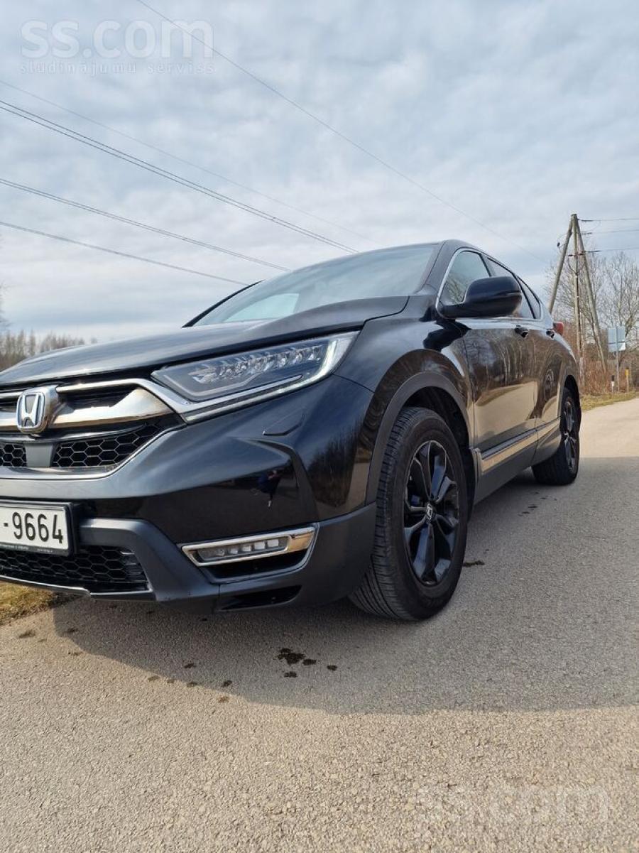 Black Honda CR-V 2021 in Riga, with an engine capacity of 2.00 L and mileage of 54 thousand km for 26500 €, photo 5 on AUTOMOTO.COM.LV