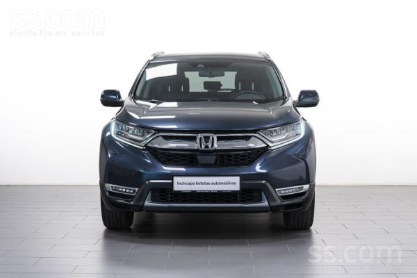 Black Honda CR-V 2021 in Riga, with an engine capacity of 2.00 L and mileage of 24 thousand km for 27500 €, photo 3 on AUTOMOTO.COM.LV