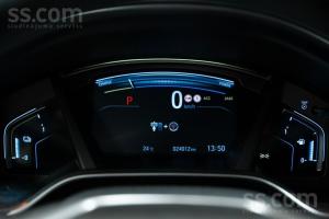 Black Honda CR-V 2021 in Riga, with an engine capacity of 2.00 L and mileage of 24 thousand km for 27500 €, photo 6 on AUTOMOTO.COM.LV