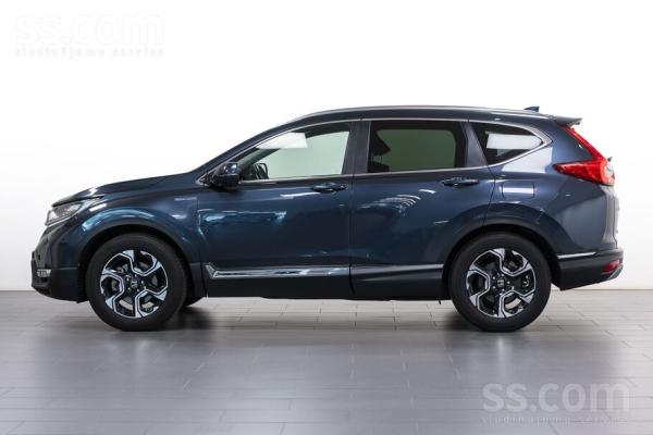 Black Honda CR-V 2021 in Riga, with an engine capacity of 2.00 L and mileage of 24 thousand km for 27500 €, photo 9 on AUTOMOTO.COM.LV