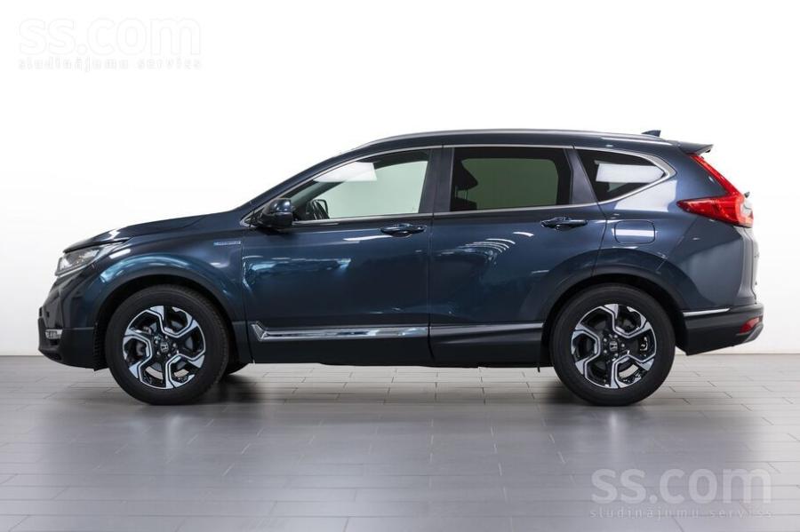 Black Honda CR-V 2021 in Riga, with an engine capacity of 2.00 L and mileage of 24 thousand km for 27500 €, photo 10 on AUTOMOTO.COM.LV