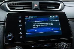 Black Honda CR-V 2021 in Riga, with an engine capacity of 2.00 L and mileage of 24 thousand km for 27500 €, photo 27 on AUTOMOTO.COM.LV