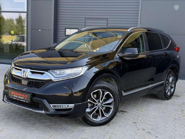 Melns Honda CR-V 2021 Viļņa, ar dzinēja tilpumu 1.99 L un nobraukumu 114 tūkst. km par 25999 €, foto  vietnē AUTOMOTO.COM.LV