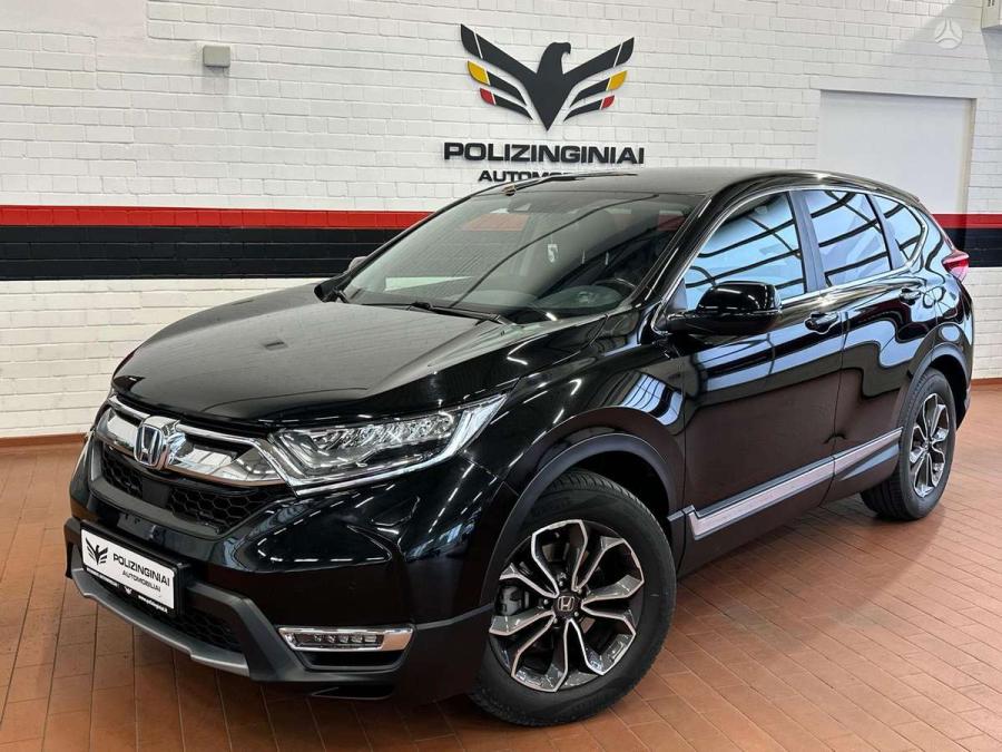Black Honda CR-V 2021 in Kaunas, with an engine capacity of 2.00 L and mileage of 132 thousand km for 22900 €, photo 1 on AUTOMOTO.COM.LV